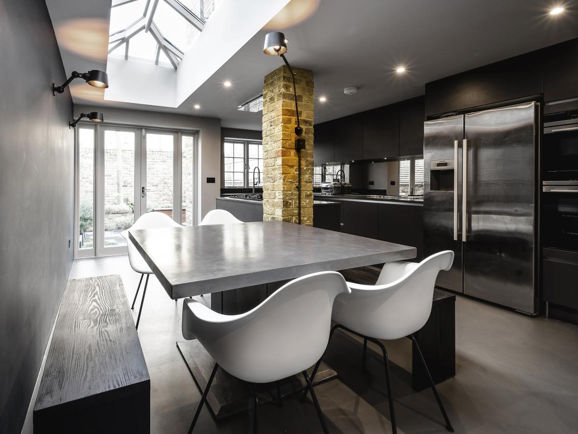 Black and Bold, Stepney | PLANSTUDIO